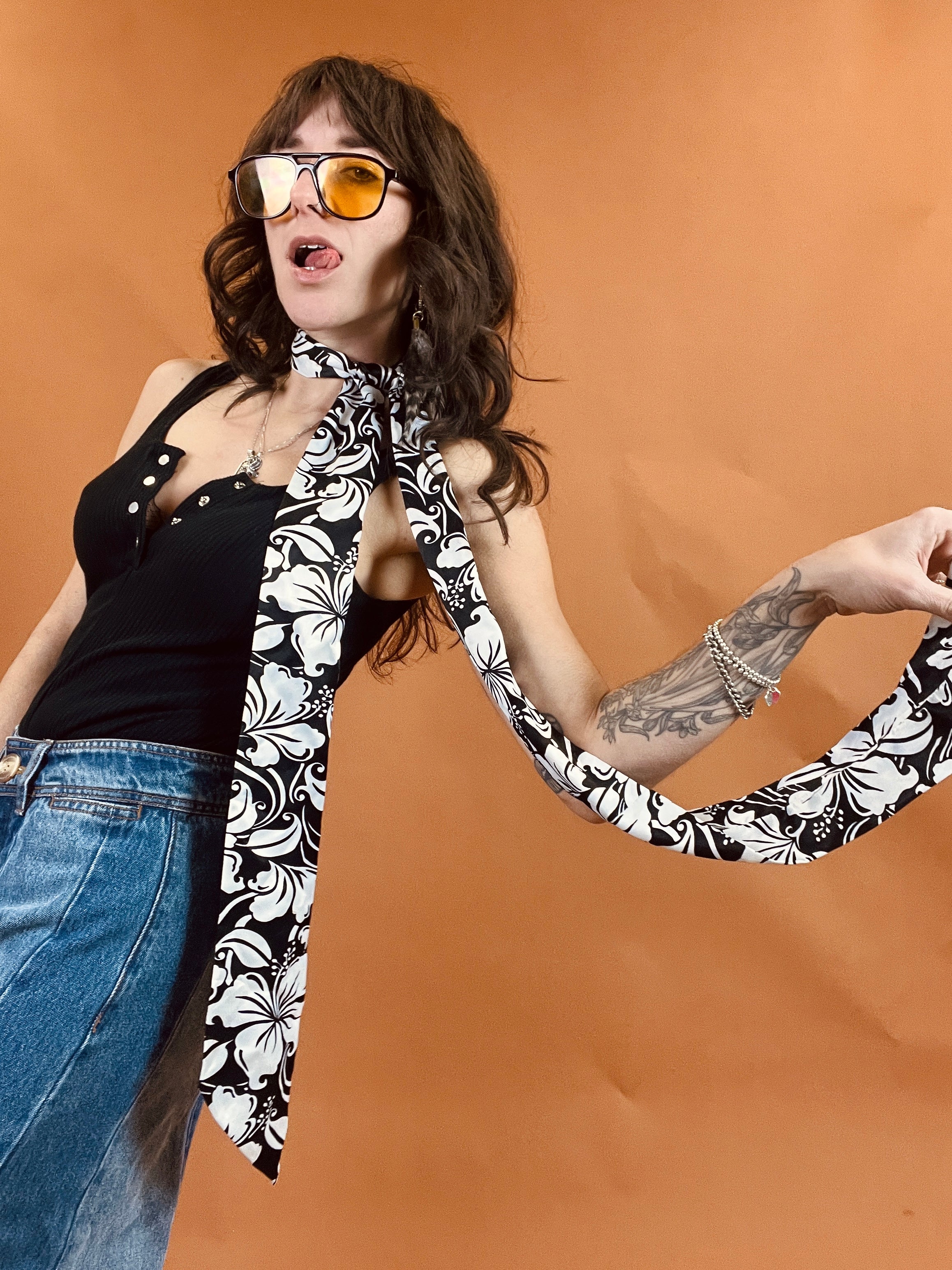 The Vintage Floral Skinny Scarf – Lizard Queenz